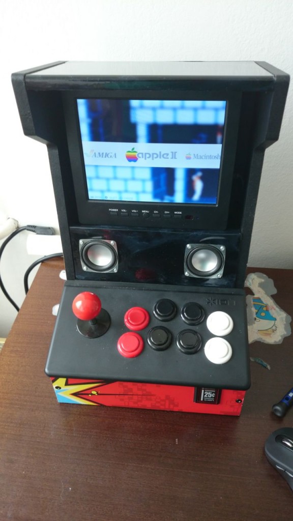 Ultimate iCade Raspberry Pi bartop arcade mod – Part III – LCD screen